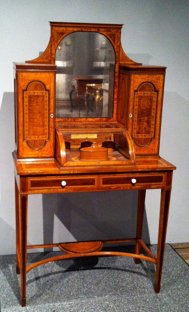 The History of the Dressing Table – Laurie Benson's Cozy Drawing Room