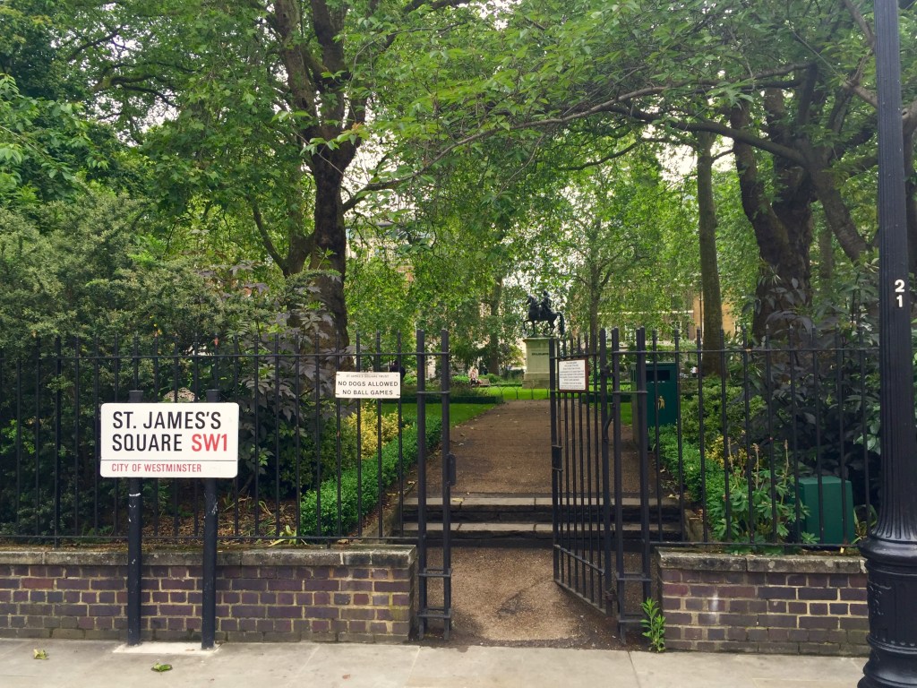 St. James’s Square: A Fashionable Regency Era Address – Laurie Benson's ...