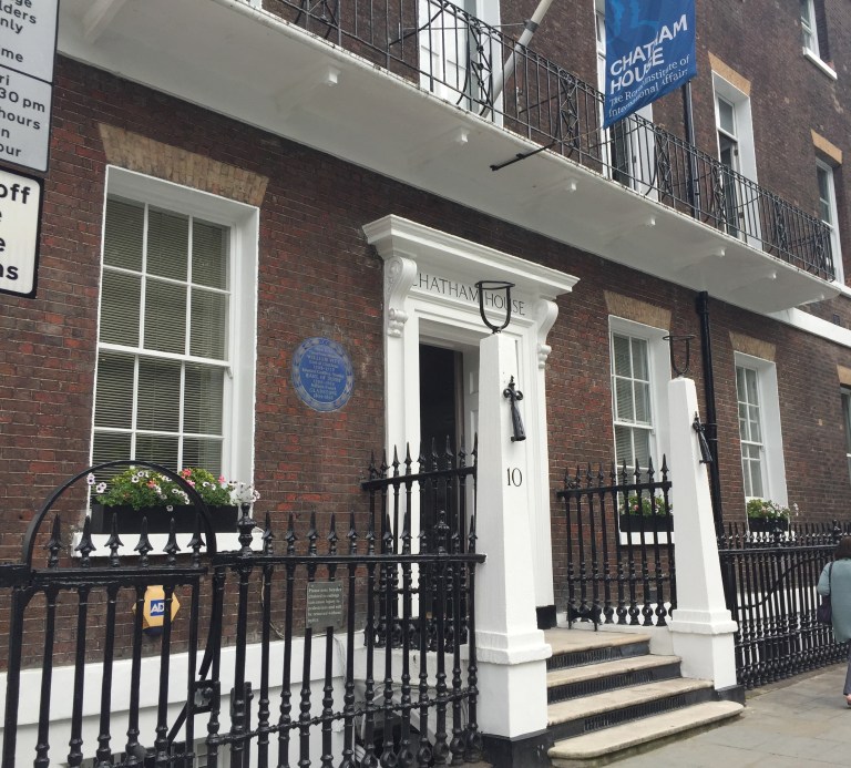 St. James’s Square: A Fashionable Regency Era Address – Laurie Benson's ...