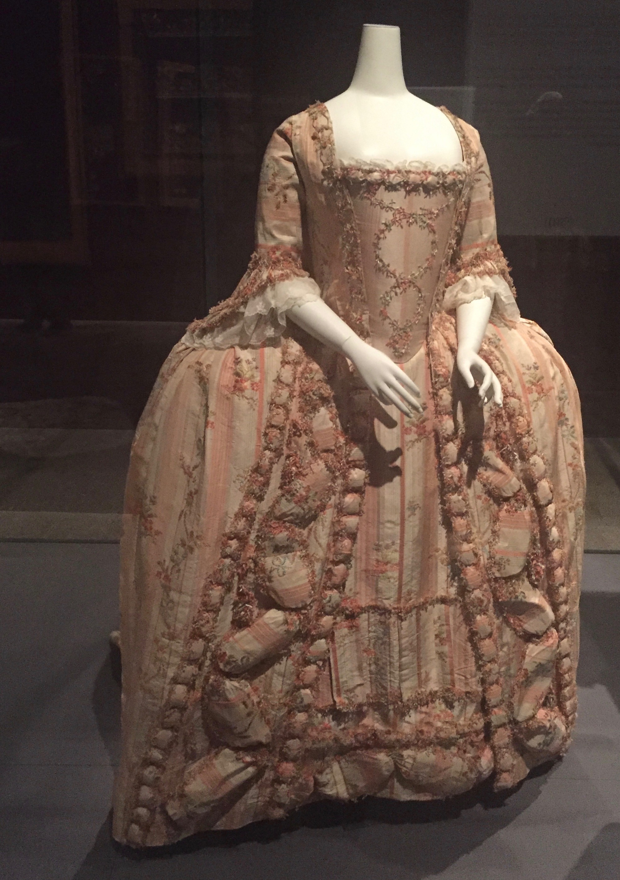 How To Dress When Visiting Versailles – An 18th Century Fashion Show ...